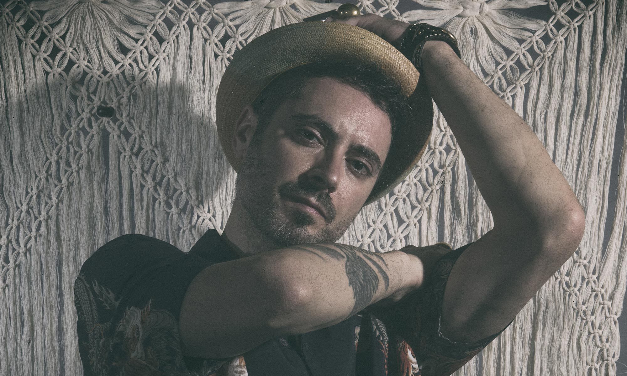 ALEX RICCI – Guitar Player | Singer | Songwriter